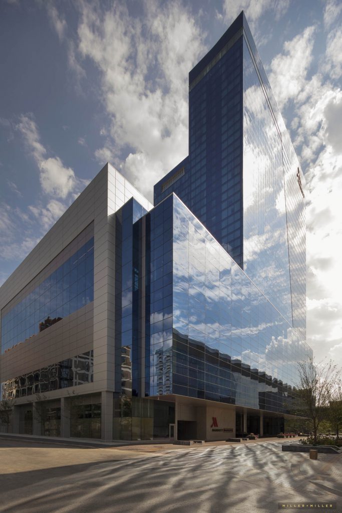 Marriott Marquis Chicago Hotel Archives - Chicago Architectural ...
