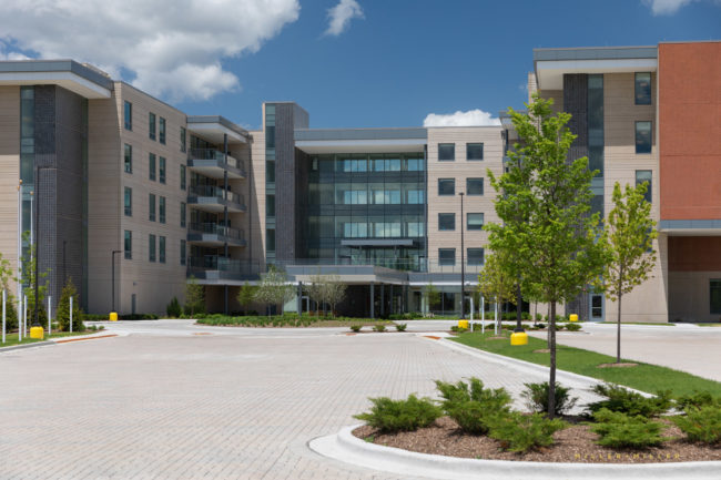 h-shaped hospital building Archives - Chicago Architectural Photographer
